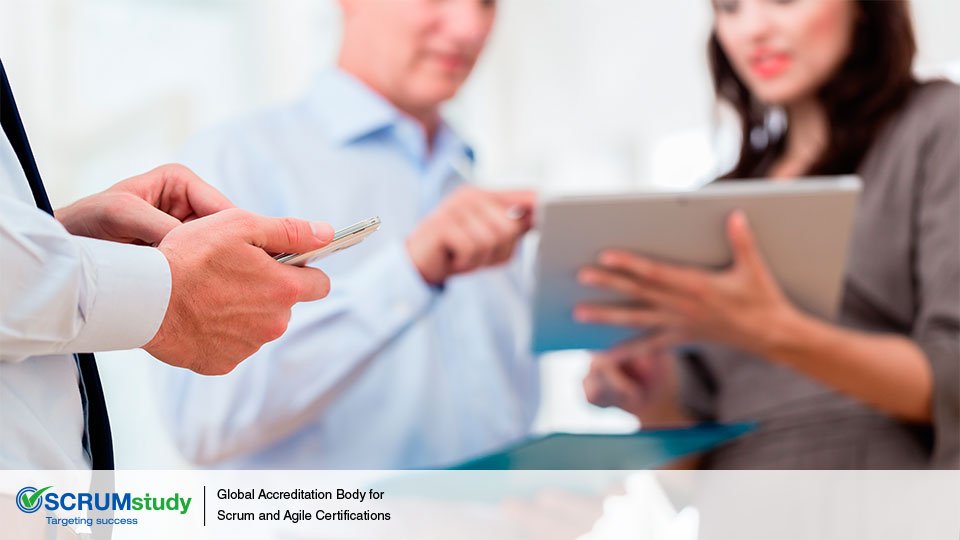 What are the essential steps to conducting a Scrum daily sta...